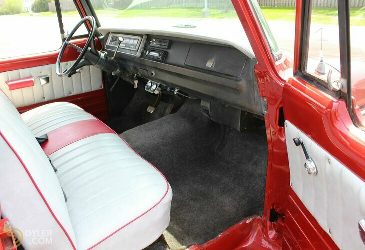 1973 Dodge D100 Interior