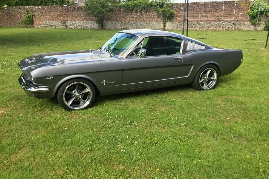 1964 Ford Mustang Fastback