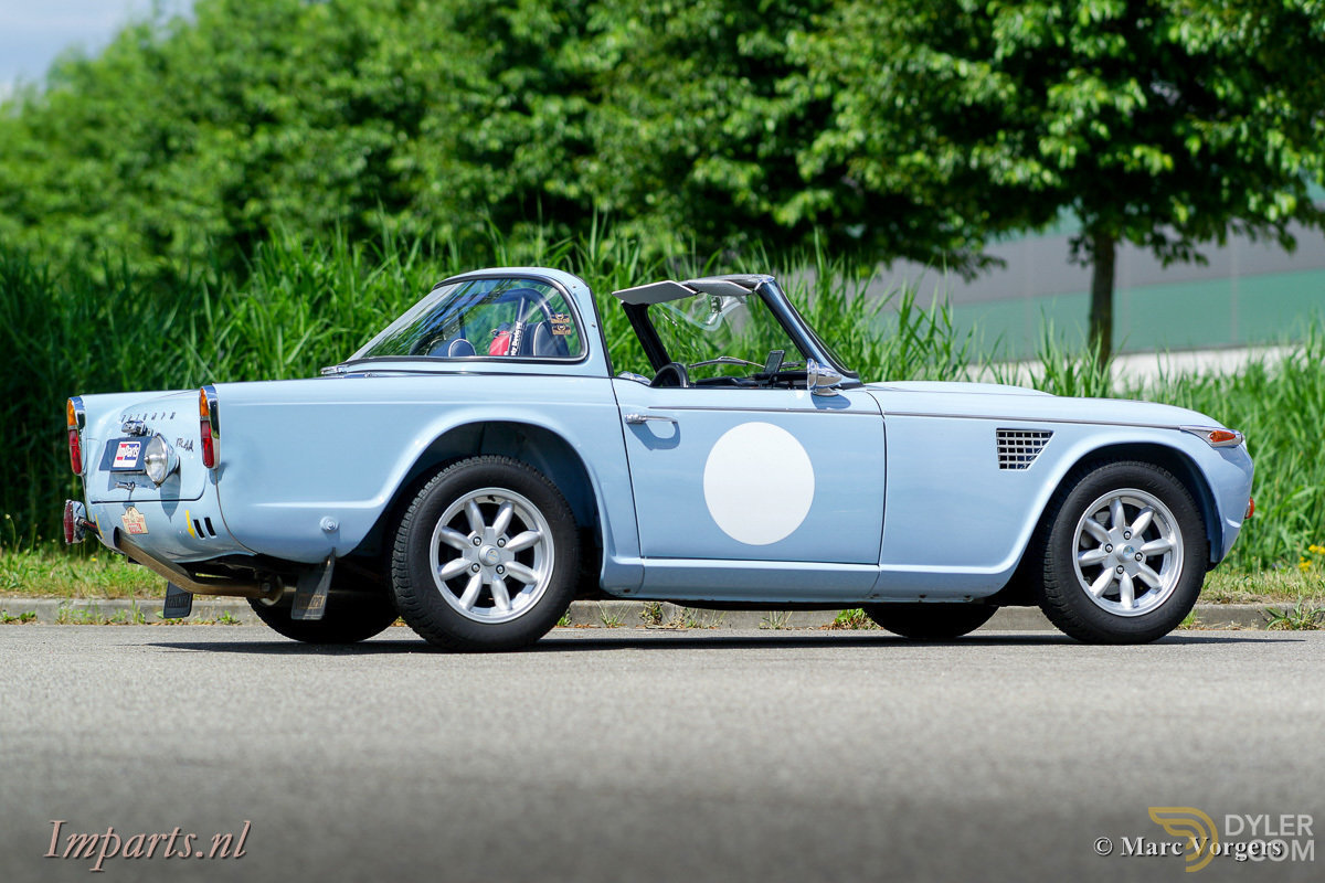 Classic 1965 Triumph TR4 2,2 Rally Car for Sale - Dyler