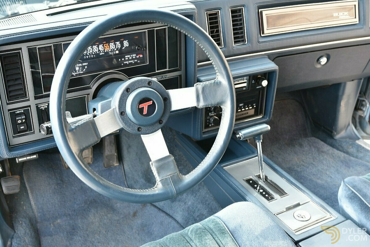 Buick Regal 1987 Interior