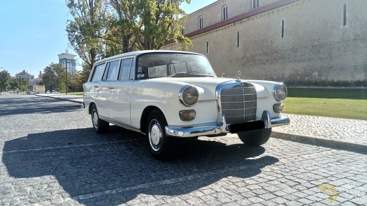 Classic 1966 Mercedes-Benz 200D Fintail Universal for Sale - Dyler