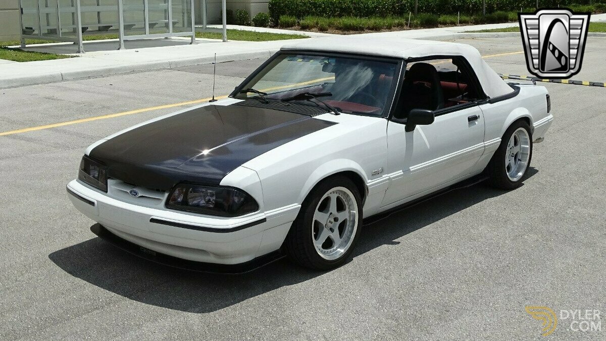 1992 Ford Mustang Convertible