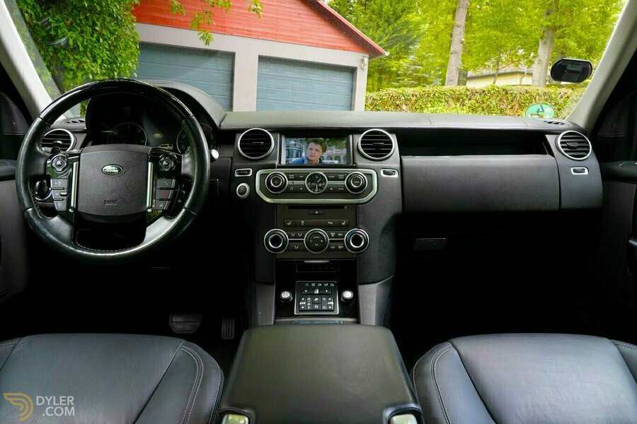 Land Rover Discovery 4 Interior Black