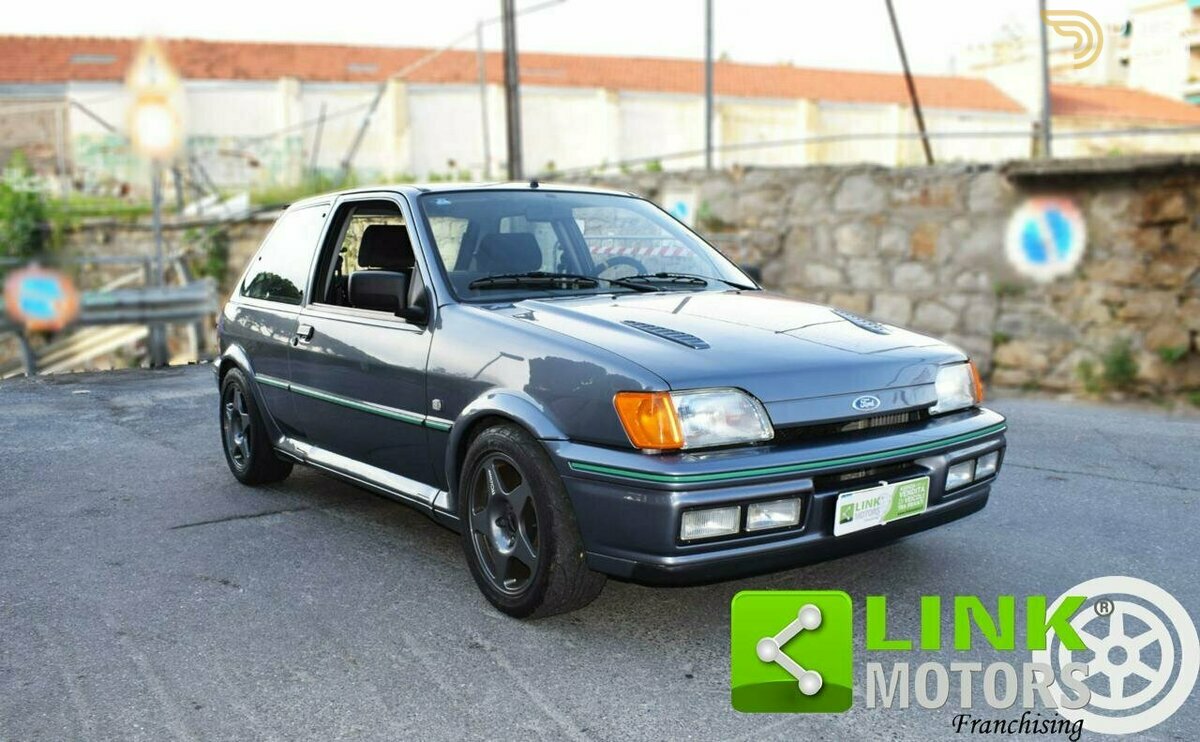 Ford Fiesta Rs Turbo Retro Rewind: Ford Fiesta RS Turbo Vs Fiesta ST