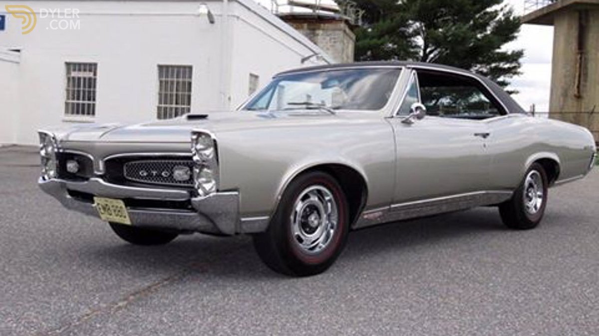 Silver Pontiac Gto