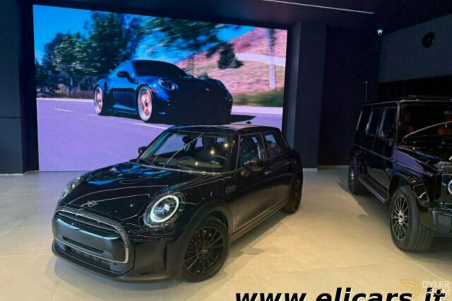 2022 MINI Cooper 1.5 One Classic 5 porte For Sale. Price 20 990 EUR - Dyler