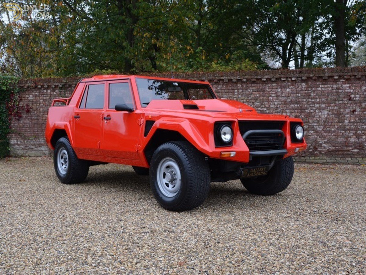 Classic 1990 Lamborghini LM002 Rambo Lambo for Sale - Dyler