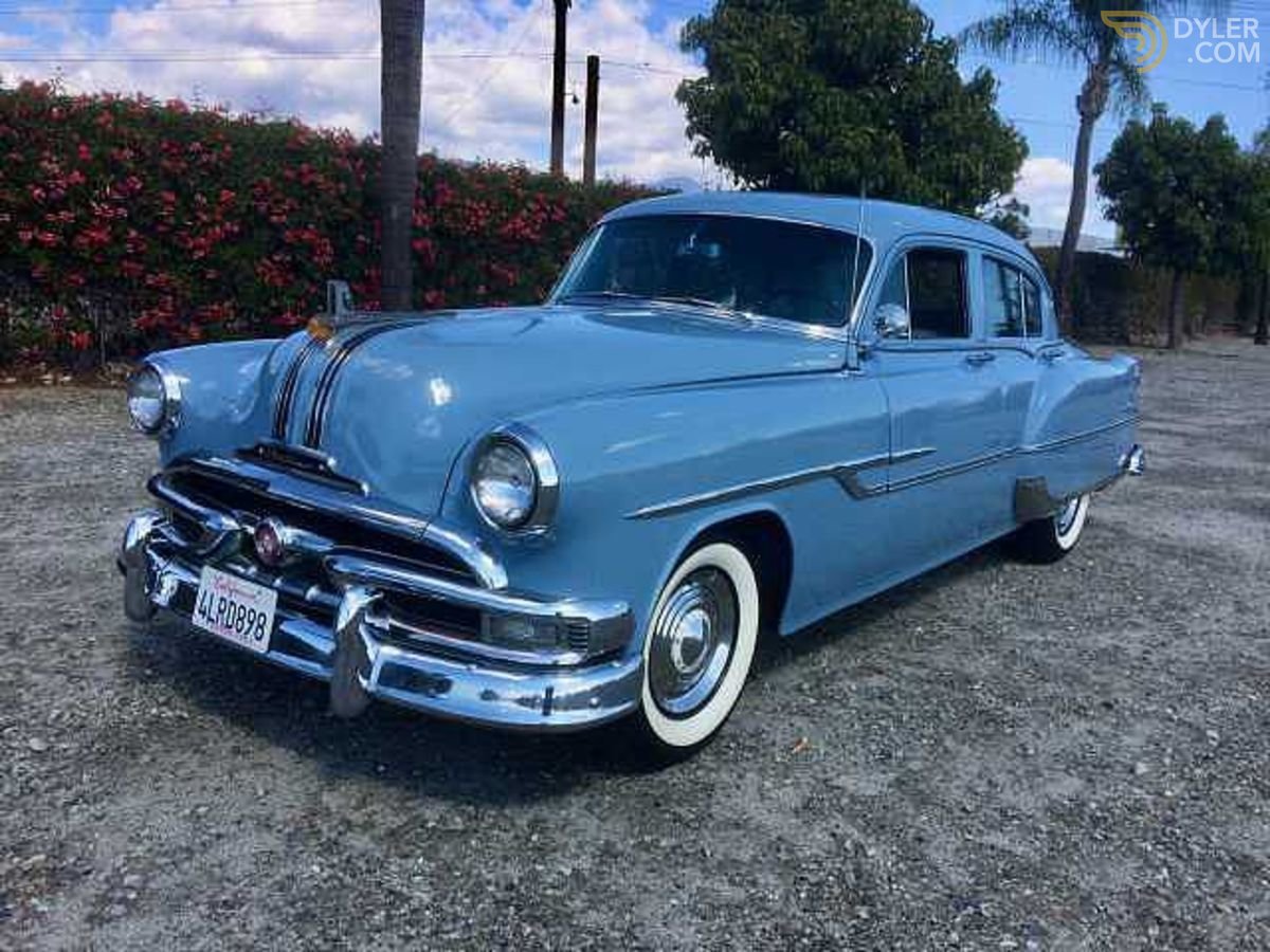 1953 Pontiac Chieftain Deluxe