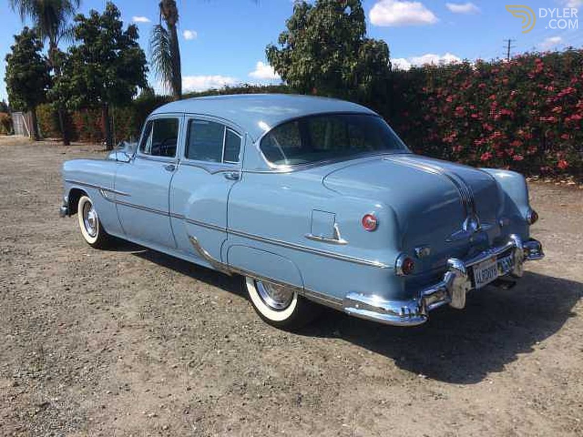 1953 Pontiac Chieftain Deluxe