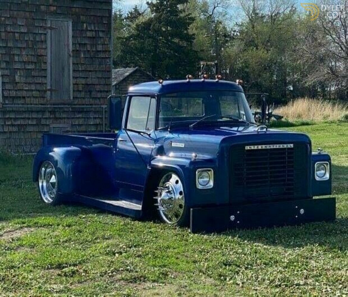 1957 International Pickup Lowered