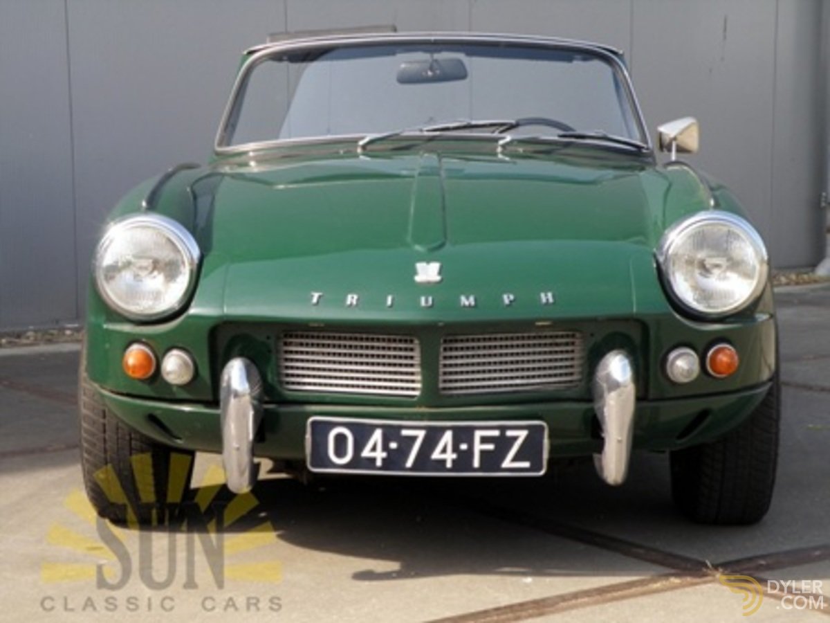 Classic 1968 Triumph Spitfire MK2 British Racing Green for Sale - Dyler